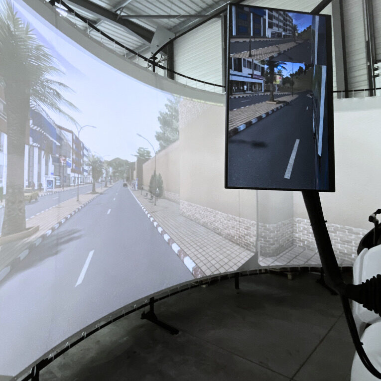 HGV driving simulator: Cab range